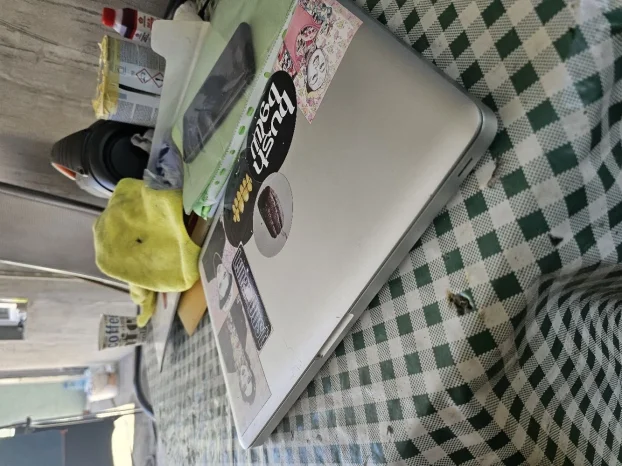 Macbook Pro a1278 13 incha - KupujemProdajem