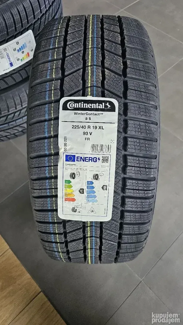 nove zimske gume 225/40 r 19 continental - KupujemProdajem