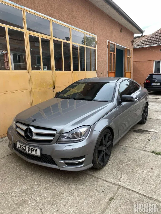 Retrovizor Mercedes c w204 cupe - KupujemProdajem