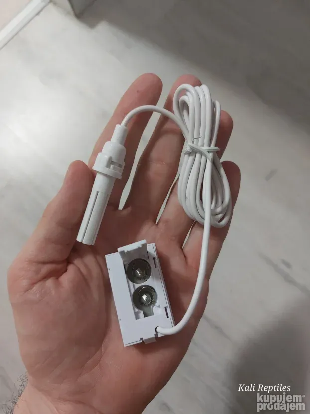 Digitalni merac temperature i vlaznosti vazduha termometar ...