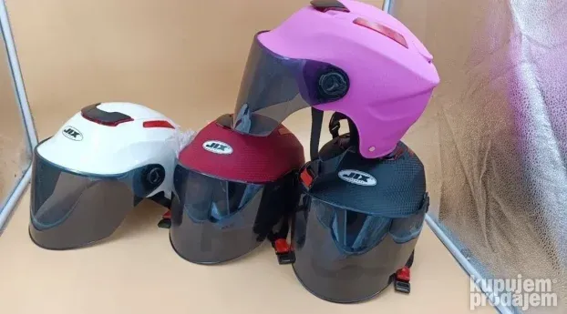 Kaciga za motor, skuter sa Foto Grej vizirom Vise boja - KupujemProdajem