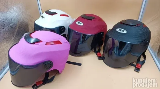 Kaciga za motor, skuter sa Foto Grej vizirom Vise boja - KupujemProdajem