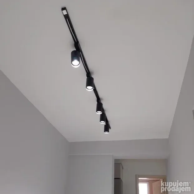 Sinska rasveta 2m 5 topa 6600din zamenska sijalica 200din - KupujemProdajem