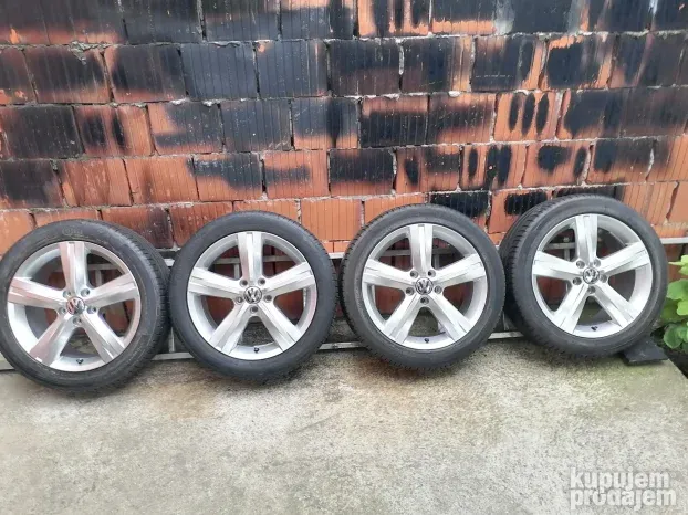Org. Passat B7 alu felne 17" 5x112 7.5J ET47 - KupujemProdajem