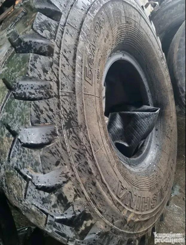 industrijska guma 16.00 r20 - KupujemProdajem