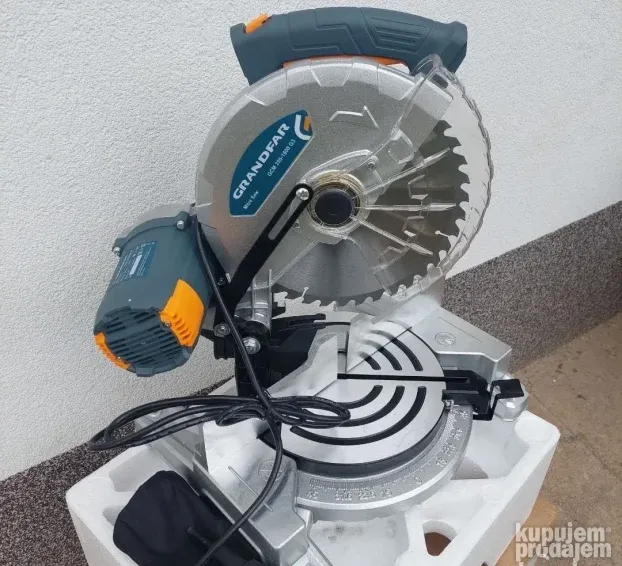 Ger za drvo - cirkular za drvo - KupujemProdajem