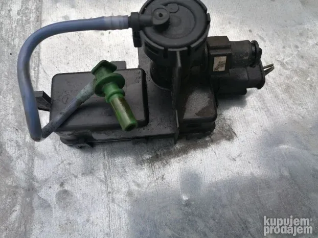 Pumpa za DPF aditiv Peugeot 208 - KupujemProdajem