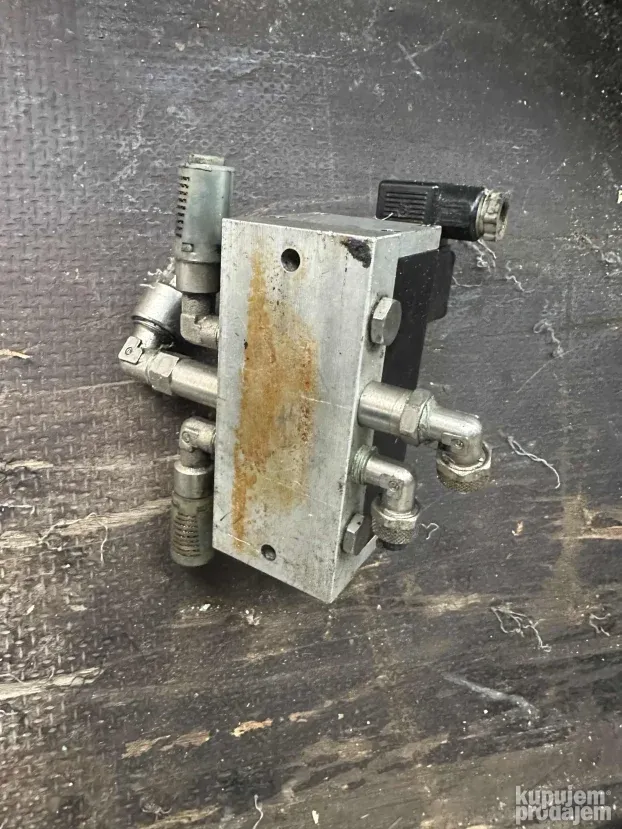 hidraulicni razvodnik fizner - KupujemProdajem