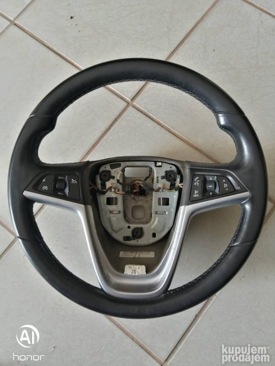 Volan kožni Opel Astra J - KupujemProdajem