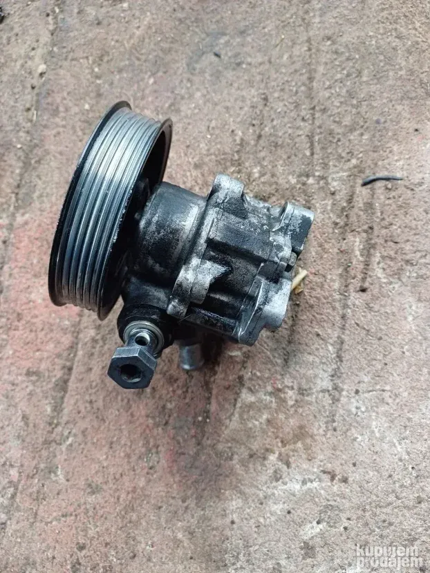Servo pumpa a4 b7 - KupujemProdajem