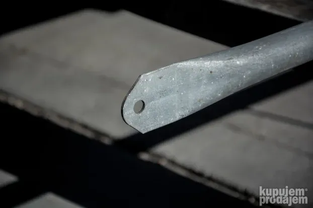 Kosnik - Pocinkovana Cev 107cm Za Plastenike - KupujemProdajem