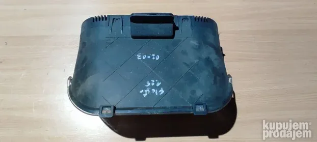 Kontrolna tabla Ford Fiesta 2002-2008 - KupujemProdajem