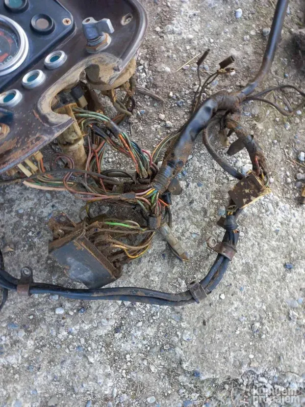 Kompletna instalacija za traktor store - KupujemProdajem