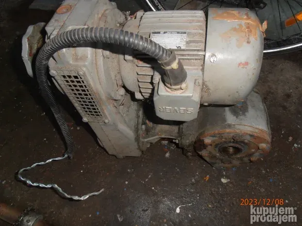 frekvetni elektro motor sa reduktorom sever subotica - KupujemProdajem