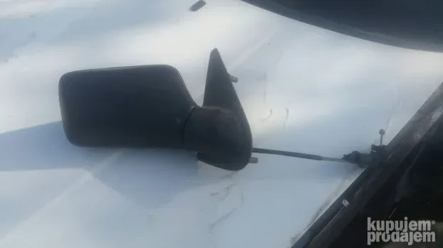 Golf 3 desni retrovizor - KupujemProdajem