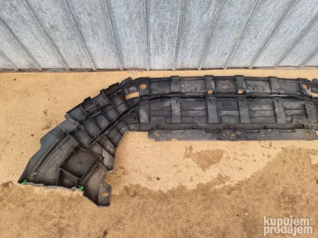 Suspleh zastita motora Volvo v40 2012-2019 - KupujemProdajem