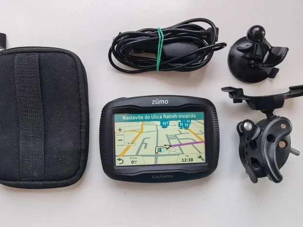 Garmin zumo 345 doživotne mape komplet - KupujemProdajem