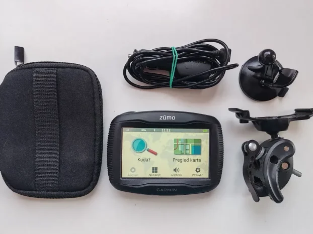 Garmin zumo 345 doživotne mape komplet - KupujemProdajem