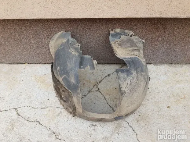 Potkrilo prednje desno koruba za Peugeot Pežo 308 - KupujemProdajem