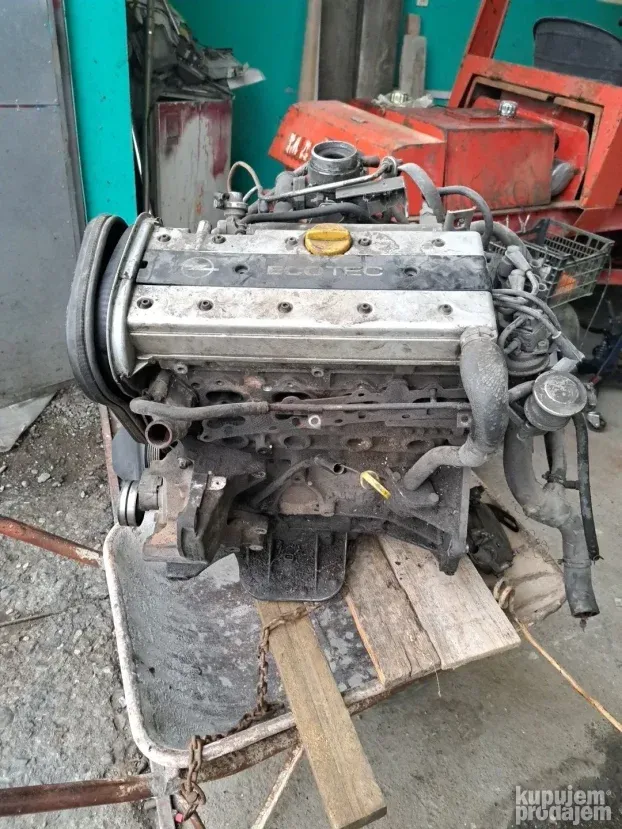 Opel vektra B 1.8 2.0 ekotek GLAVA MOTORA - KupujemProdajem