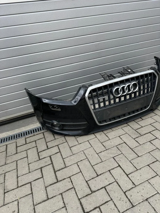 Audi Q3 prednji branik sa maskom / 2011-2014 godina - KupujemProdajem