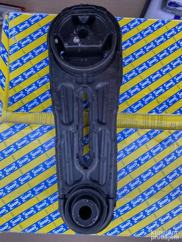 Reno Clio 3 originalni Reno nosac motora - KupujemProdajem