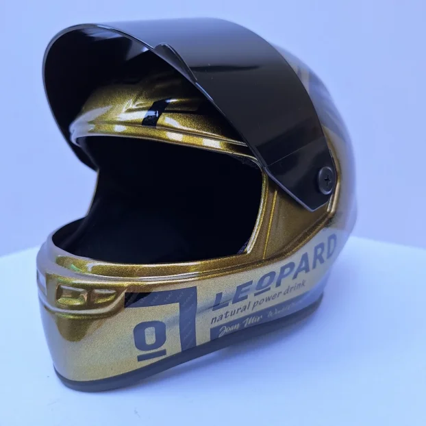 Ukrasne mini makete MOTO GP kacige kod 7 - KupujemProdajem