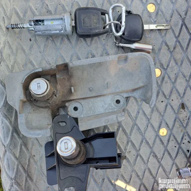 Brava kljuc Opel Astra G - KupujemProdajem