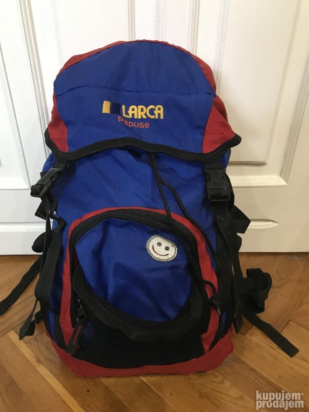 LARCA ranac - KupujemProdajem