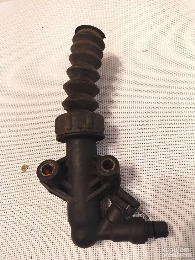 Cilindar kvacila na menjacu za citroen C2 i C3,C3 pluriel - KupujemProdajem