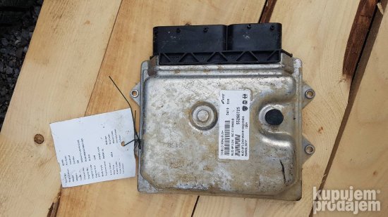 Opel Combo 2014 1.3 cdti A13FD motorni kompjuter racunar - KupujemProdajem