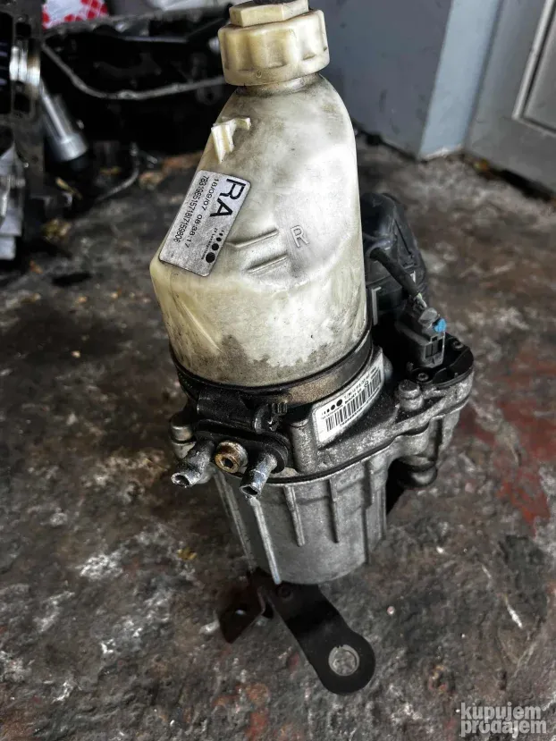 Servo pumpa Opel Zafira B - KupujemProdajem