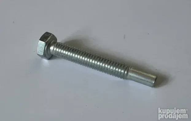 Zavrtanj sraf klizaca lanca Lada-Niva-21214i-Urban - KupujemProdajem