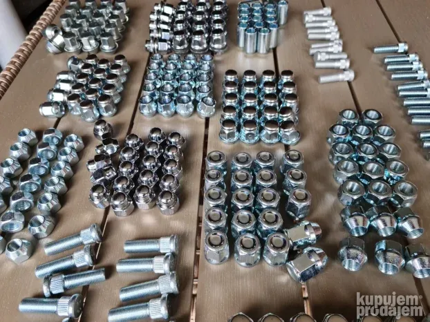 Srafovi matice za sve vrste Dzipova - KupujemProdajem