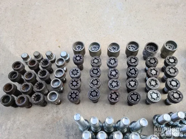 Srafovi matice za sve vrste Dzipova - KupujemProdajem