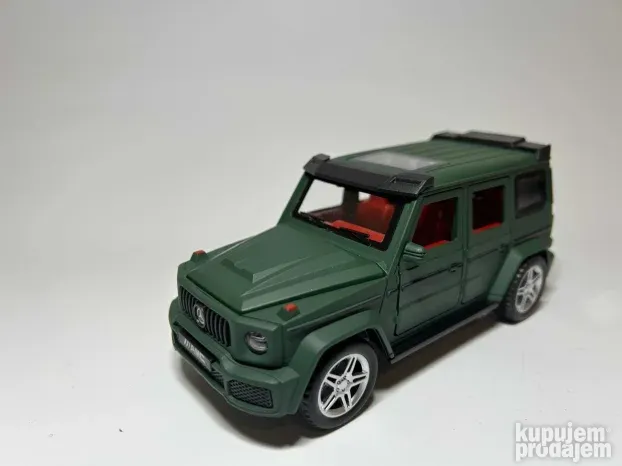 Mercedes G klasa BRABUS metalna igracka zeleni autic metal ...
