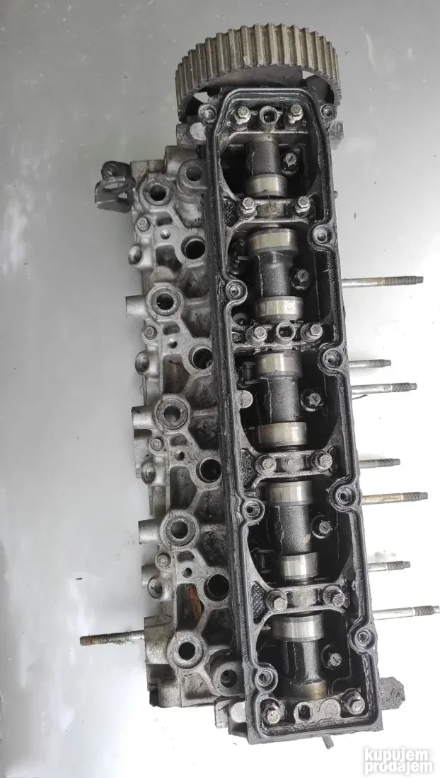 Glava Motora PEUGEOT PEZO 206 207 2.0 HDI 66 79 - KupujemProdajem