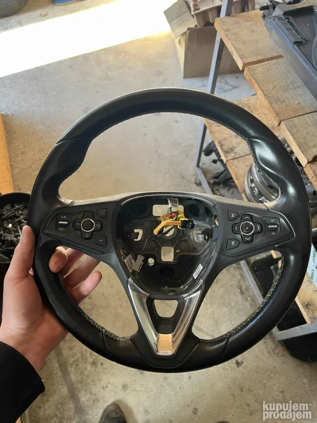 Opel Astra K Volan Kozni 2015-2023 - KupujemProdajem