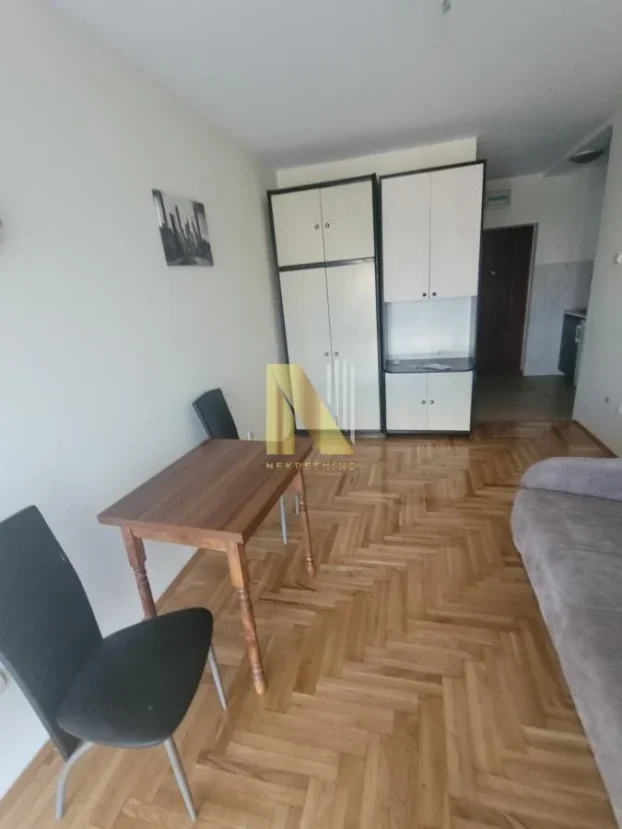 Garsonjera za izdavanje - Nova Detelinara, Novi Sad - KupujemProdajem