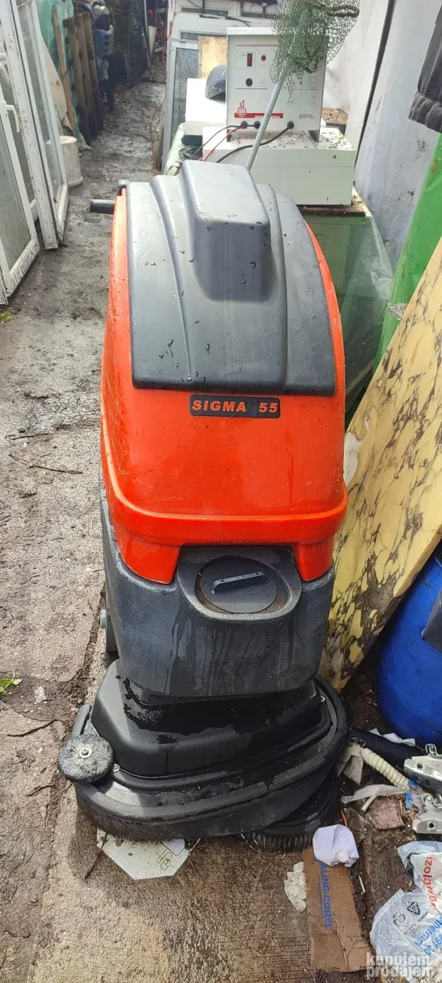 akumulatorska masina za ciscenje podova ctm sigma 55 btr - KupujemProdajem