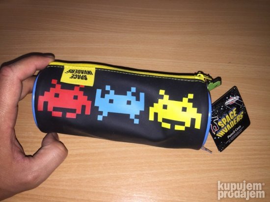 Pernica "Space Invaders" - KupujemProdajem