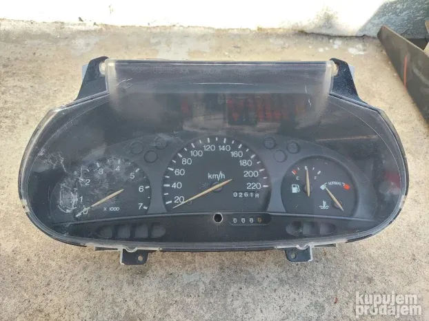 Instrument tabla Ford Escort Fiesta kilometar km sat - KupujemProdajem