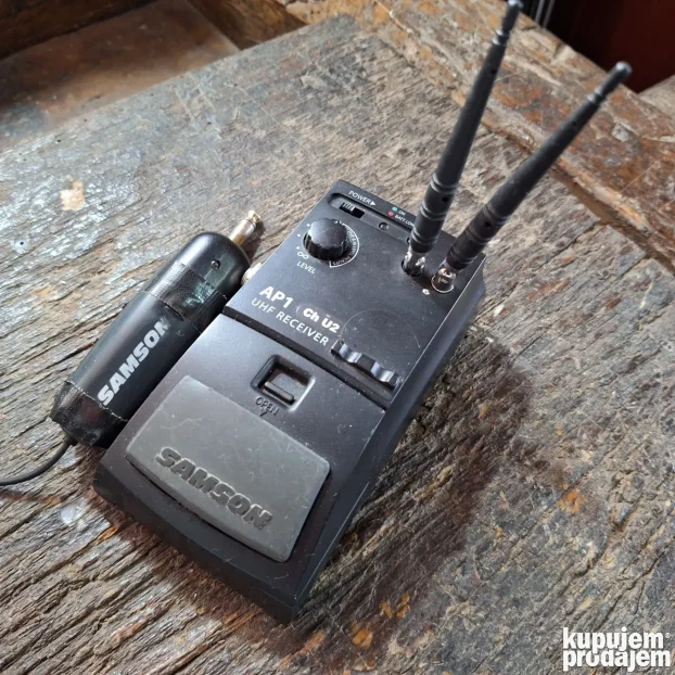 Samson AF1/AP1 UHF Guitar Wireless System - ZAMENA - KupujemProdajem