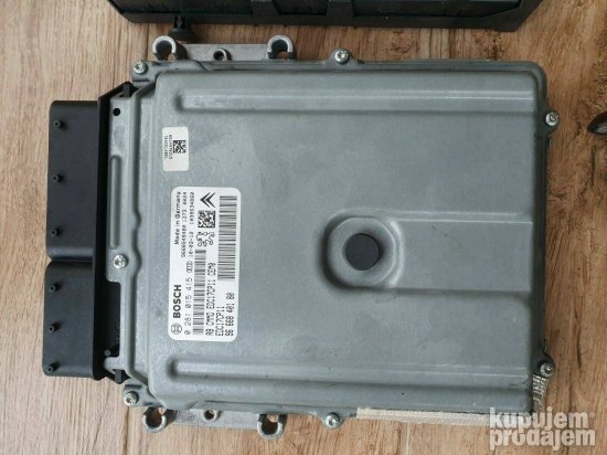 ECU Bosch EDC17CP11 motorni racunar kompjuter - KupujemProdajem
