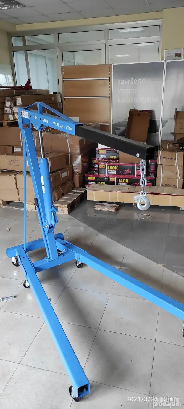 Kran roda za vadjenje motora 2t - KupujemProdajem