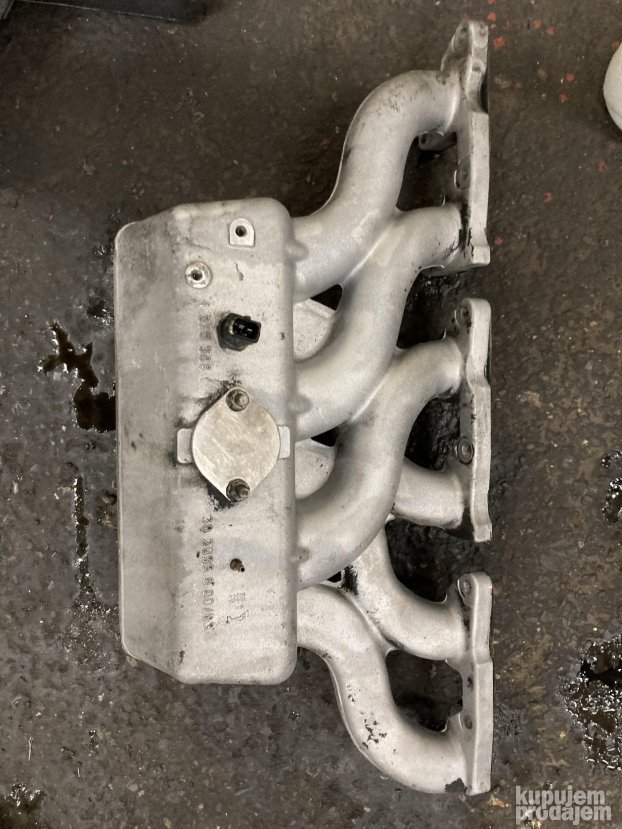 Usisna grana BMW E30 324TD - KupujemProdajem