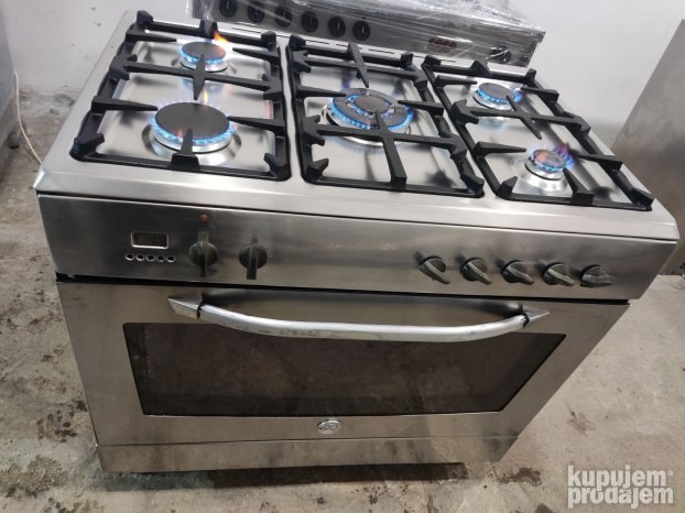 Profesionalni sporet na plin sa ogromnom turbo rernom - KupujemProdajem