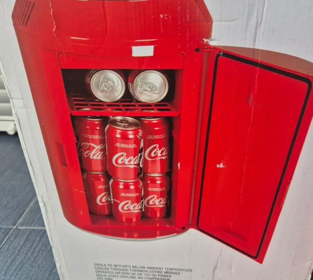 Mini frižider Coca Cola 12-220V,cot/hold, uvoz Svajcarska - KupujemProdajem