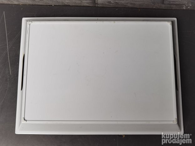 Plasticni posluzavnik za kafu 40x30cm - KupujemProdajem