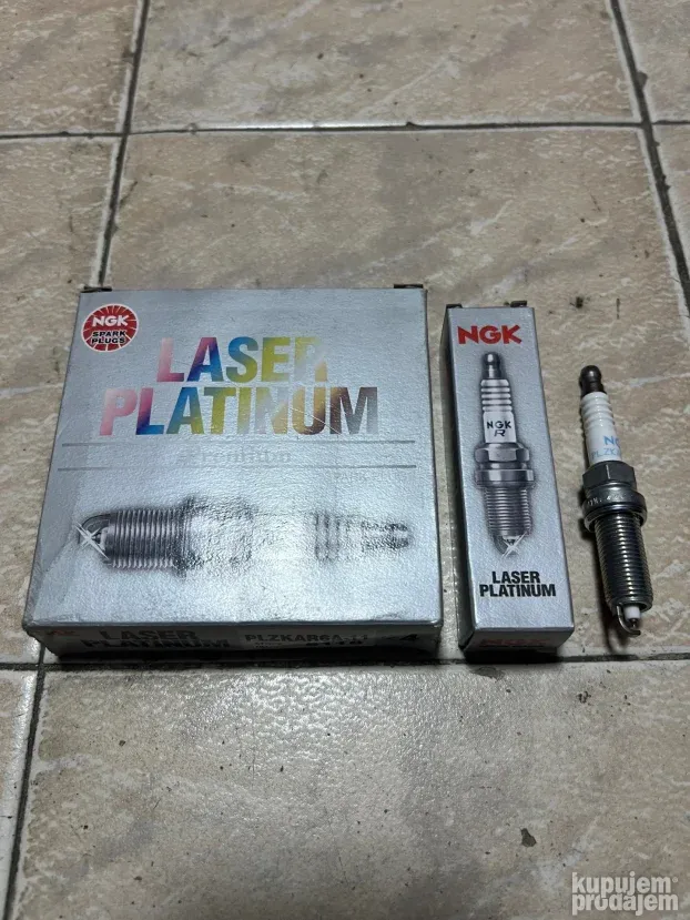 Svecice NISSAN Micra K12 Tiida Qashqai RENO Laguna 3 Megane ...